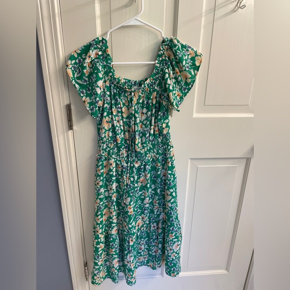 Sienna Sky | Dresses | Sienna Sky Green Smocked Dress With Peach ...